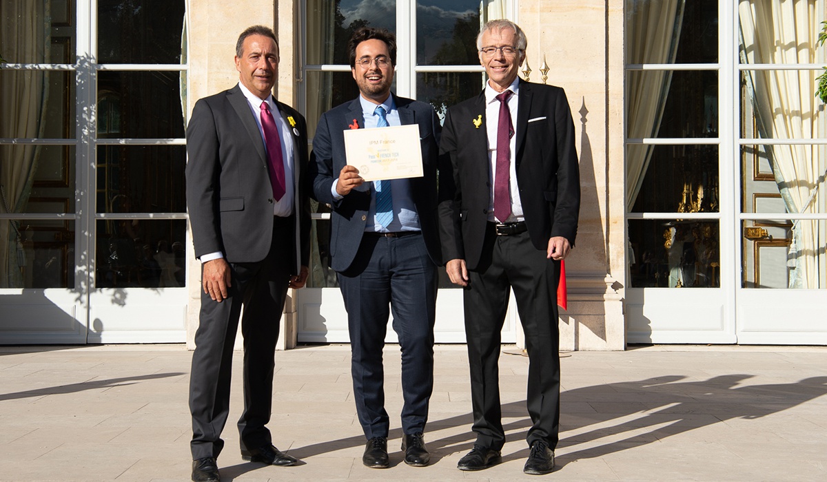 Fabrication borne tactile standard et sur mesure - IPM France